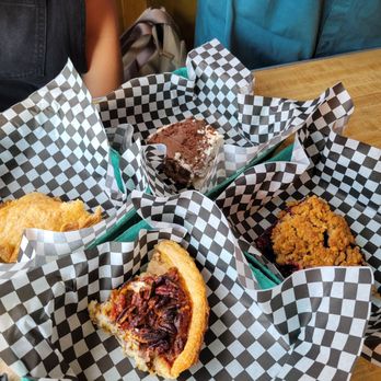 NOBLE PIES - Updated March 2025 - 289 Photos & 164 Reviews - 121 State ...