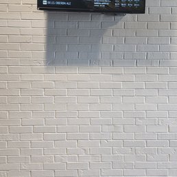 CRAFT 60 TAPHOUSE & GRILL - Updated December 2025 - 196 Photos & 148 ...