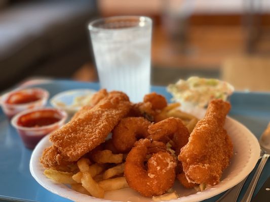 CATCH 21 - Updated June 2025 - 178 Photos & 206 Reviews - 441 S Central ...