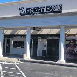 THE HONEY HOLE - Updated September 2025 - 761 Photos & 646 Reviews ...