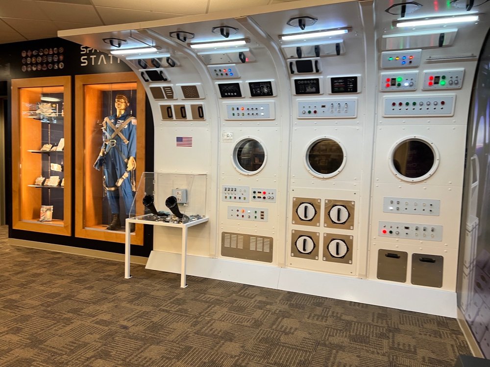 JAMES S. THALMAN LIBRARY - Updated January 2025 - 101 Photos & 105 ...