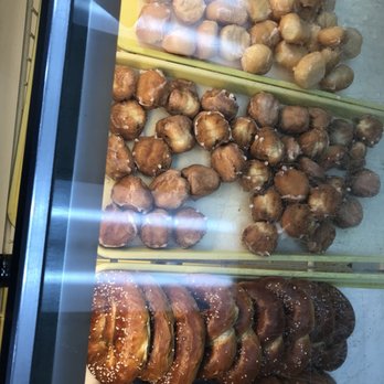 LEV’S BAKERY OF TECUMSEH - Updated August 2024 - 22 Photos & 28 Reviews ...