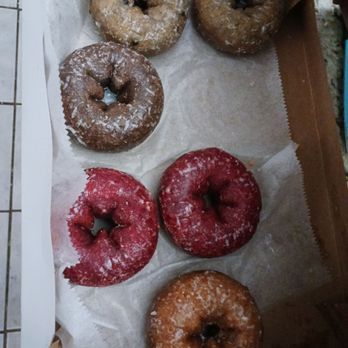 SARAH DONUTS - Updated December 2025 - 144 Photos & 122 Reviews - 2136 ...