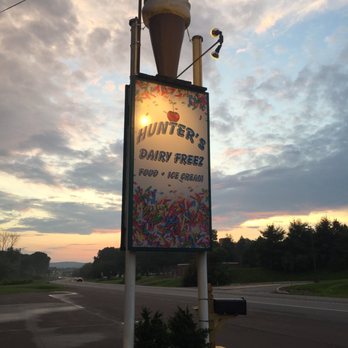 HUNTER’S DAIRY FREEZ - Updated October 2025 - 32 Photos & 17 Reviews ...