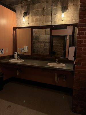 SPRING HOUSE BREWING COMPANY - Updated October 2025 - 277 Photos & 263 ...