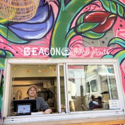 BEACON DOUGHNUTS - Updated November 2025 - 588 Photos & 274 Reviews ...