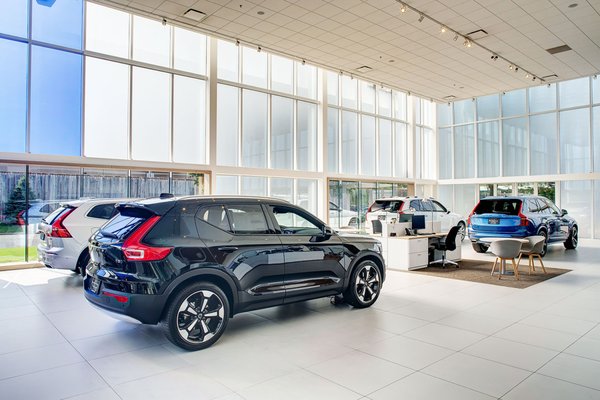 BORTON VOLVO - Updated October 2025 - 22 Photos & 83 Reviews - 905 ...