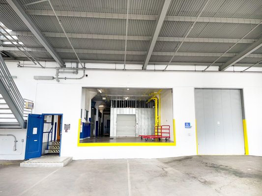 LUGGAGE STORAGE ARCADIA - RADICAL STORAGE - Updated January 2026 - 37 ...