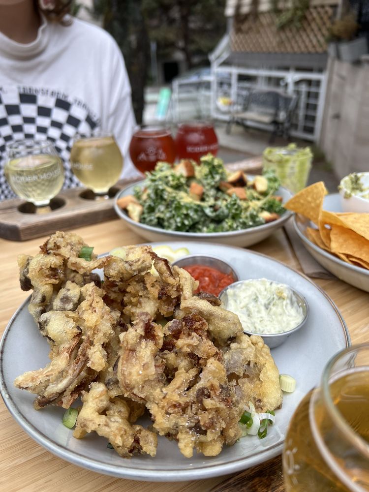 THE CIDER HOUSE - Updated December 2025 - 82 Photos & 44 Reviews - 1602 ...