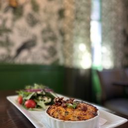 82 QUEEN - Updated September 2025 - 2072 Photos & 1738 Reviews - 82 ...