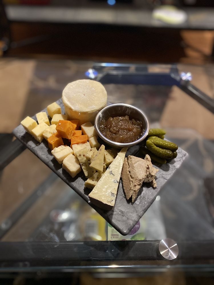 THE GRAND FROMAGE - Updated March 2025 - 41 Photos & 30 Reviews - 3910 ...