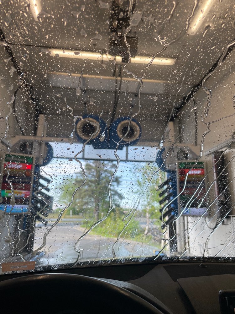 CRYSTAL CLEAN CAR WASH - Updated September 2025 - 25 Photos & 13 ...