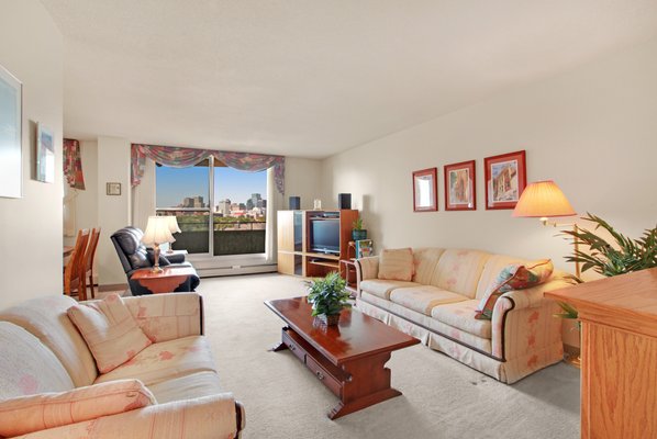 RIVERSIDE TOWERS - Updated December 2025 - 12 Photos - 8610 Jasper ...