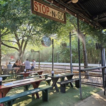 KATY TRAIL ICE HOUSE - Updated October 2024 - 901 Photos & 1221 Reviews ...
