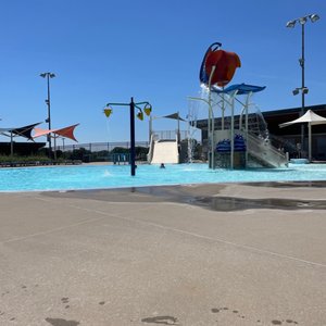 OAK GROVE AQUATIC CENTER - Updated November 2025 - 1300 SE 30th St, Oak ...
