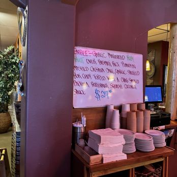 JAMBO CAFE - Updated August 2024 - 650 Photos & 1073 Reviews - 2010 ...