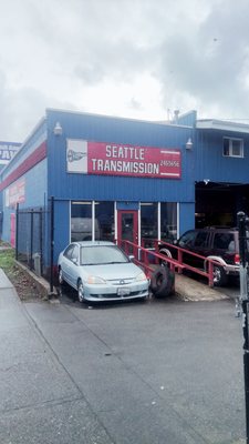 SEATTLE TRANSMISSION & AUTO REPAIR - Updated January 2026 - 26 Reviews ...