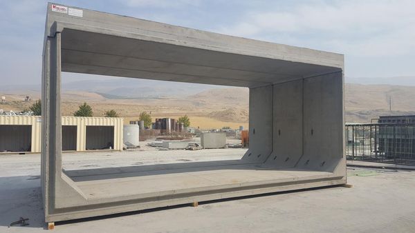 H2 PRE-CAST - Updated December 2025 - 69 Photos - 3835 N Clemons St ...