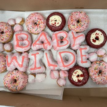 TWINKLE DONUTS - Updated September 2025 - 270 Photos & 166 Reviews ...