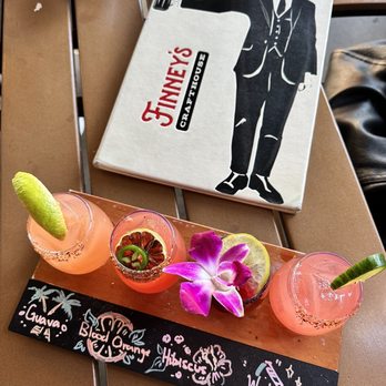 FINNEYS CRAFTHOUSE - PORTER RANCH - Updated June 2024 - 1207 Photos ...