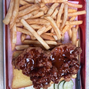 BASILISK - Updated July 2024 - 678 Photos & 605 Reviews - 820 NE 27th ...