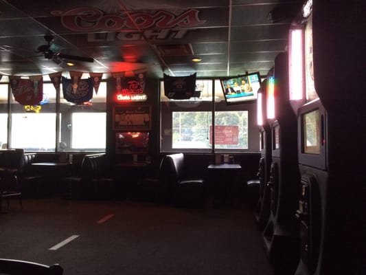 BOOMERS BAR & GRILL - Updated October 2025 - 13 Photos & 27 Reviews ...