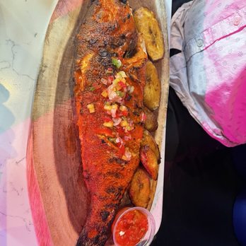 LAGOS TSQ - Updated December 2025 - 107 Photos & 48 Reviews - 727 7th ...