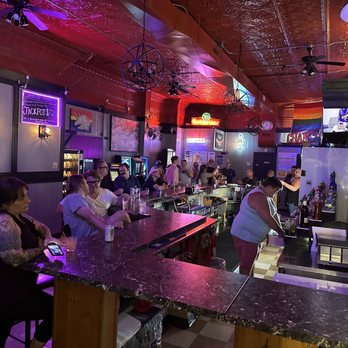 CHANCES R - Updated August 2025 - 417 Jay St, La Crosse, Wisconsin ...