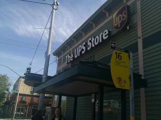 THE UPS STORE - Updated January 2025 - 25 Photos & 36 Reviews - 2522 N ...