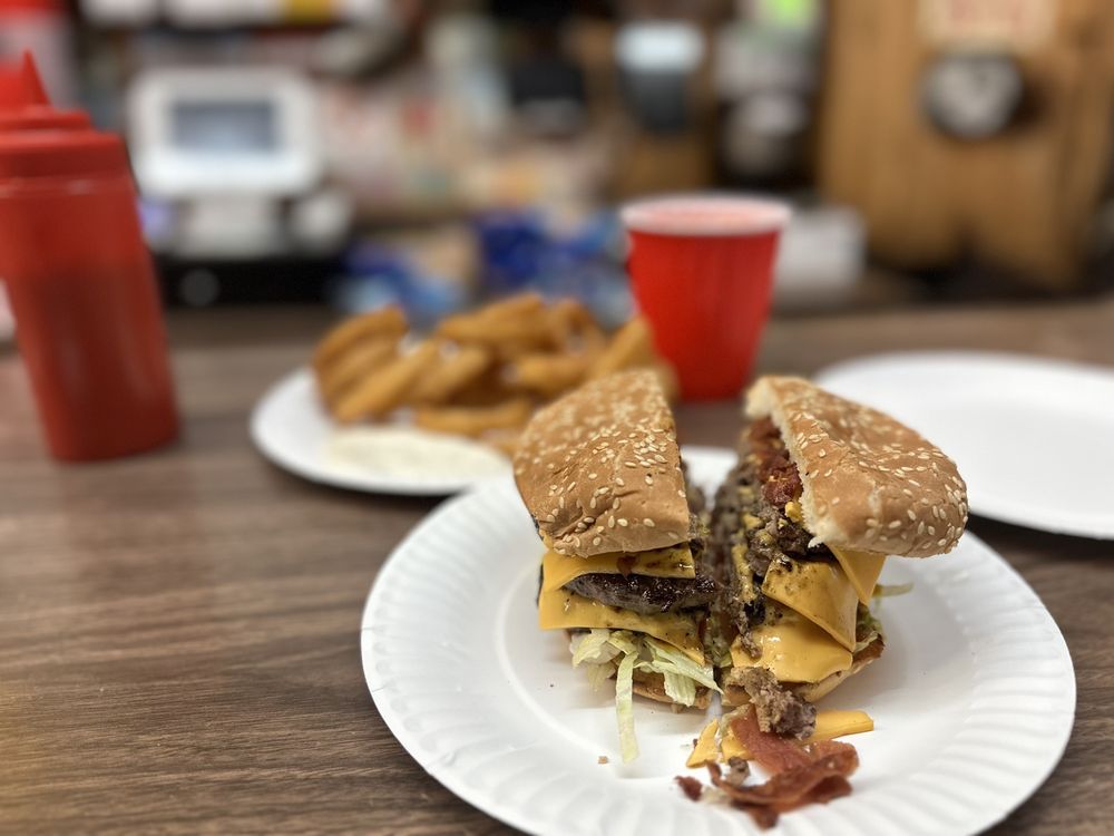 SAM’S PIZZA & BURGERS - Updated March 2025 - 704 Photos & 820 Reviews ...