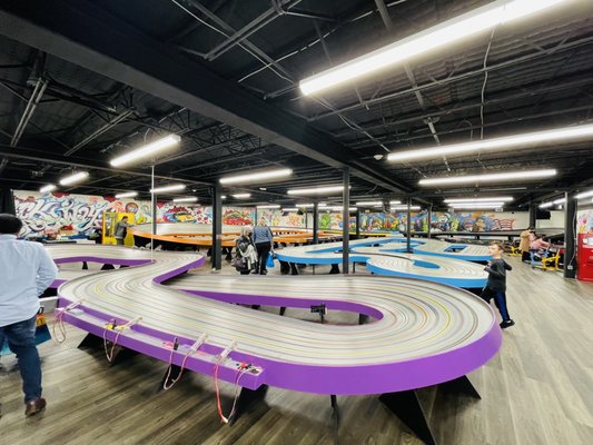 TEANECK SPEEDWAY - Updated December 2025 - 42 Photos - 545 Cedar Ln ...