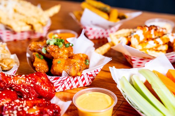 WINGS GO - Updated February 2025 - 28 Photos & 11 Reviews - 2039 S ...