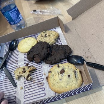 INSOMNIA COOKIES - Updated September 2025 - 26 Photos & 19 Reviews ...