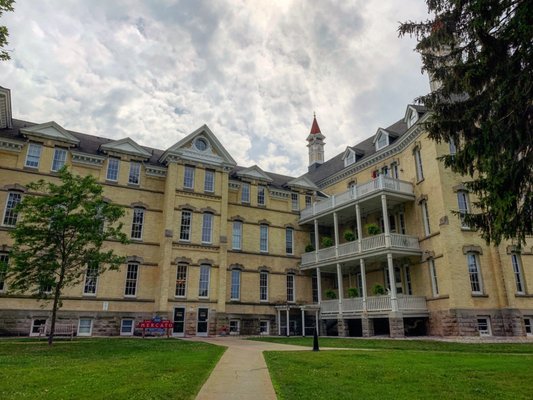 THE VILLAGE AT GRAND TRAVERSE COMMONS - Updated August 2025 - 246 ...