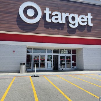 TARGET - Updated May 2025 - 377 Photos & 217 Reviews - 20200 Bloomfield ...