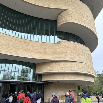 SMITHSONIAN NATIONAL MUSEUM OF AMERICAN HISTORY - Updated July 2025 ...