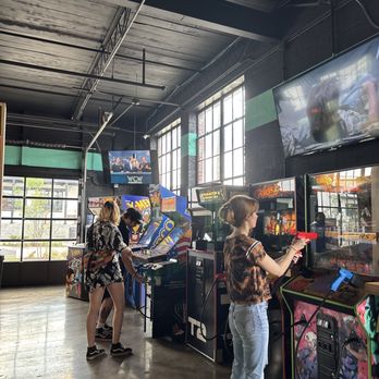 UP-DOWN ARCADE BAR - Updated June 2025 - 99 Photos & 16 Reviews - 113 ...