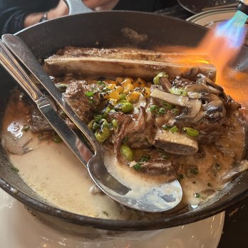 GUGU ROOM - Updated June 2024 - 385 Photos & 121 Reviews - 143 Orchard ...