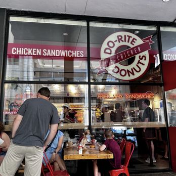 DO-RITE DONUTS & CHICKEN - Updated September 2024 - 2092 Photos & 1498 ...