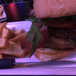 CLUBHOUSE 56 - Updated December 2024 - 257 Photos & 341 Reviews - 723 ...