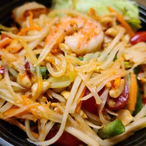 EZ THAI - 62 Photos & 106 Reviews - Thai - 120 S Solomons Island Rd ...