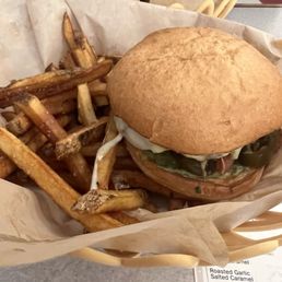 THE BURGER DIVE - Updated August 2025 - 368 Photos & 696 Reviews - 114 ...