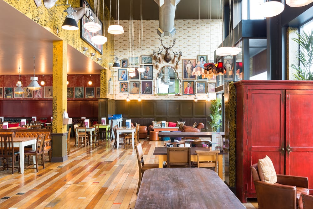 PICO LOUNGE - 14 Photos - Victoria Street, Glossop, Derbyshire, United ...