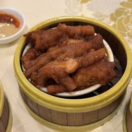 CANTON MANOR - Updated July 2025 - 880 Photos & 148 Reviews - 220-15 ...