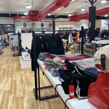 GEORGIO’S - Updated December 2025 - 21 Photos - 3141 Piedmont Rd NE ...