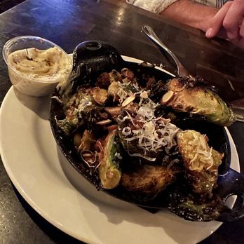 FEDERAL PIZZA - 1249 Photos & 1563 Reviews - 5210 N Central Ave ...