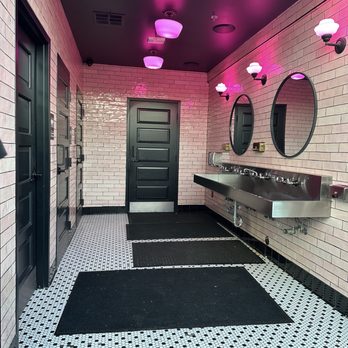 WE ALL SCREAM - Updated October 2025 - 141 Photos & 185 Reviews - 517 ...