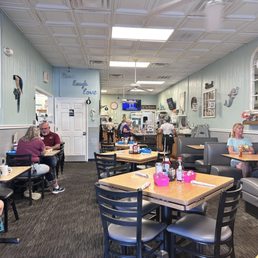 THAT LITTLE RESTAURANT - Updated December 2025 - 161 Photos & 239 ...