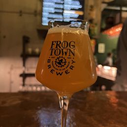 FROGTOWN BREWERY - Updated January 2026 - 550 Photos & 245 Reviews ...