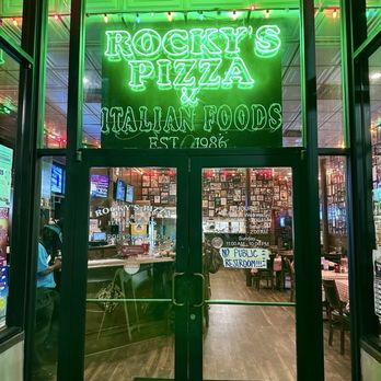 ROCKYS PIZZA AND ITALIAN FOODS - Updated April 2026 - 67 Photos & 46 ...